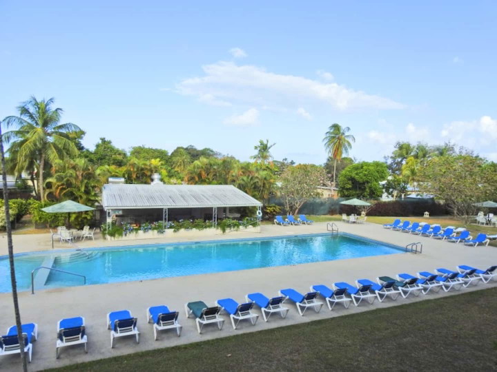 Modern 1 Bed Condo With Pool - Newly Renovated! - Barbados