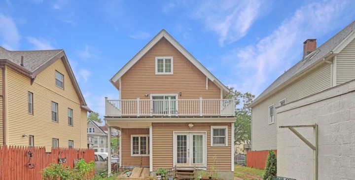 Yale Living @ Carmel Street - New Haven, CT