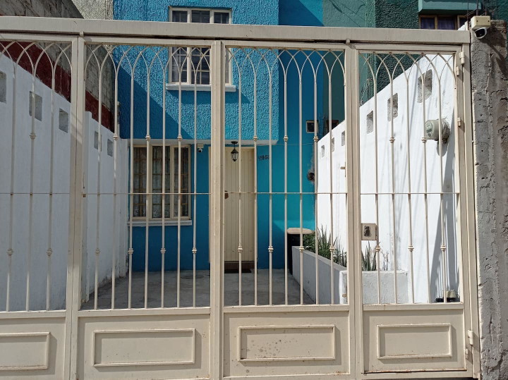 Nice House Near The Light Rail - Guadalajara