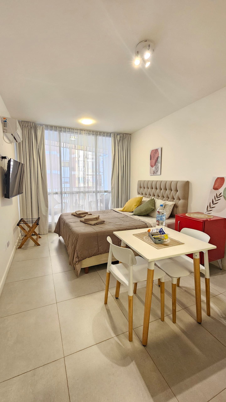 San Telmo, Balcony-pool, Steps From Puerto Madero - Buenos Aires