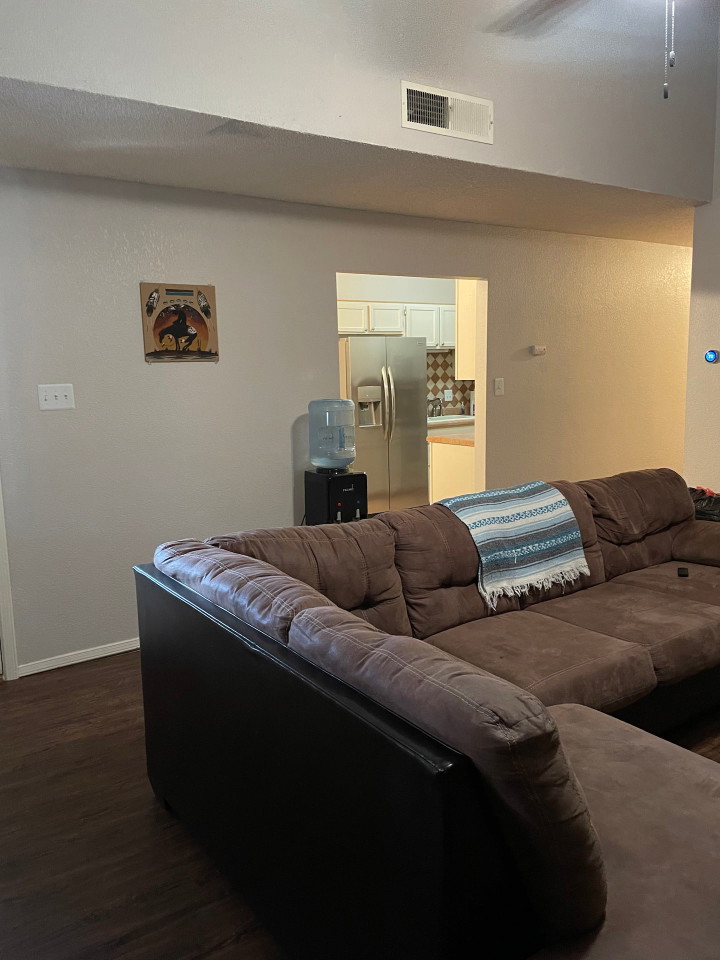 Fully Furnished, Fun, 3 Bedroom Home! - Alamogordo, NM