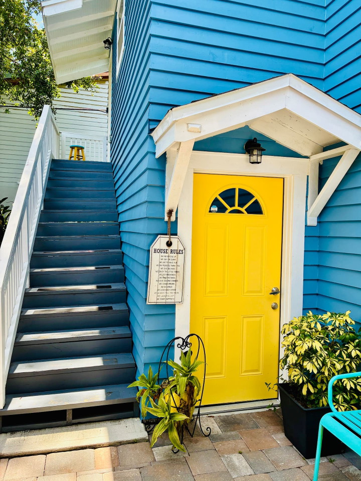 Fun & Stylish Loft In Picturesque Neighborhood! - Orlando, FL