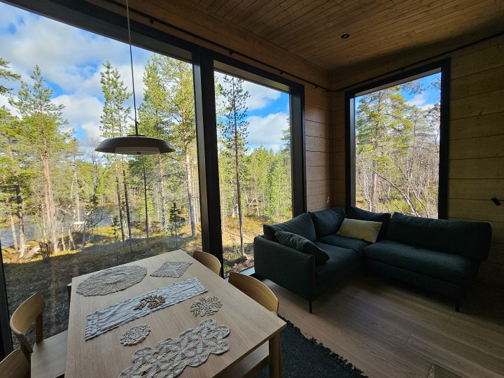 Aurora Wellcome Newly Built Riverside Cottage - Inari