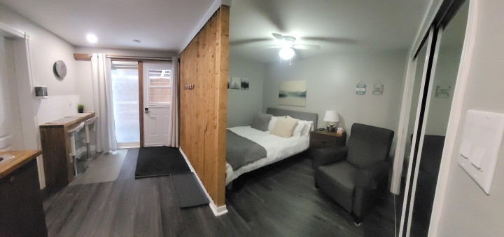 The Chelsea Suite-a Couples Getaway - 가티노