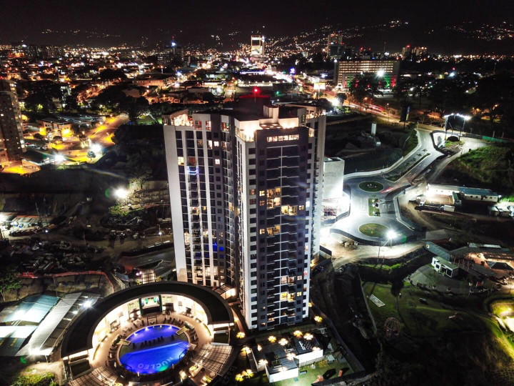 Luxury Apartment Downtown - Priviledged Location - Costa Rica