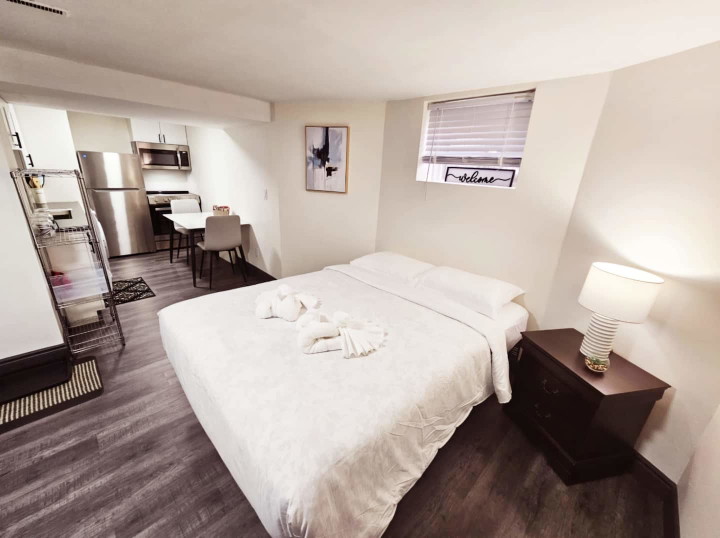 The Parkside Lofts | Stylish Studio Escape - Windsor