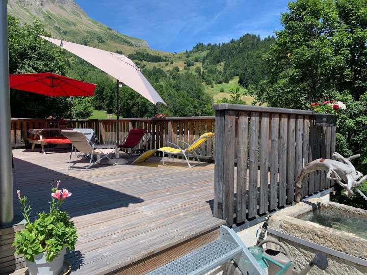 Décor Naturel Unique. Eté Fraicheur En Montagne - La Giettaz
