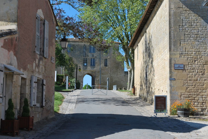 L'avant Garde : Studio Au Coeur D'un Site Unesco - Blaye