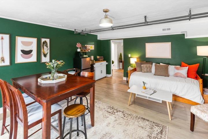Family Friendly Getaway English Basement & Firepit - Cincinnati