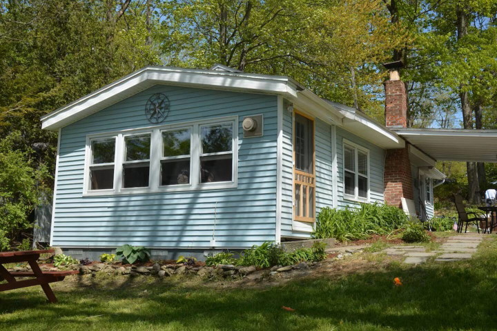 Restful And Relaxing Lake Cottage On Lake Bomoseen - Castleton, VT