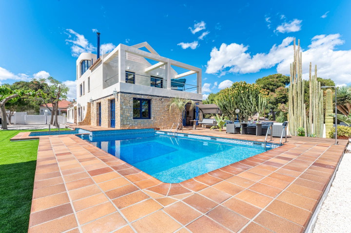 Villa Lucentum. À Côté De La Plage - Alicante