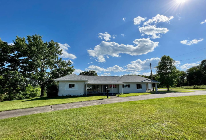 3br Country Escape (Sleeps 6), Tree-lined 3 Acres - Cambridge, OH