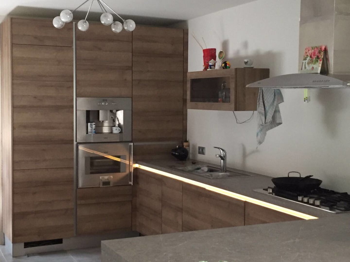 Up To 8 People Renovated House - Mol