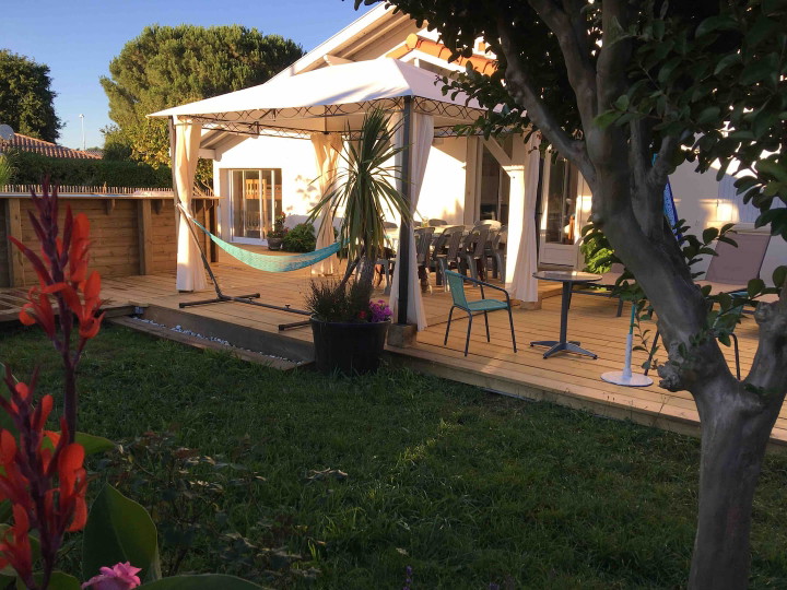 Villa For 11 People, Heated Pool, Petanque, Hammock - Parentis-en-Born