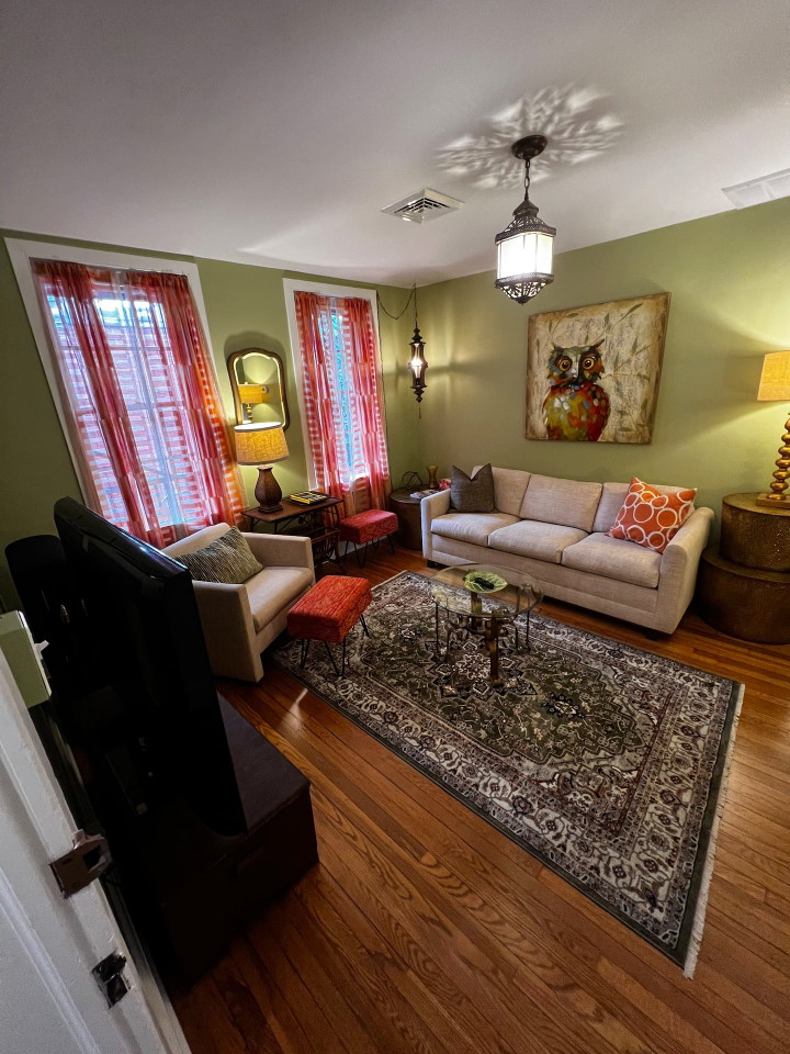 The Grand Delphey: Downtown Frederick Boho Getaway - Frederick, MD