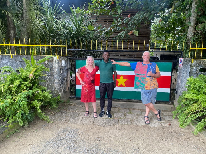 Prachtig Vrijstaande Villa Met Heerlijk Grote Tuin - Paramaribo