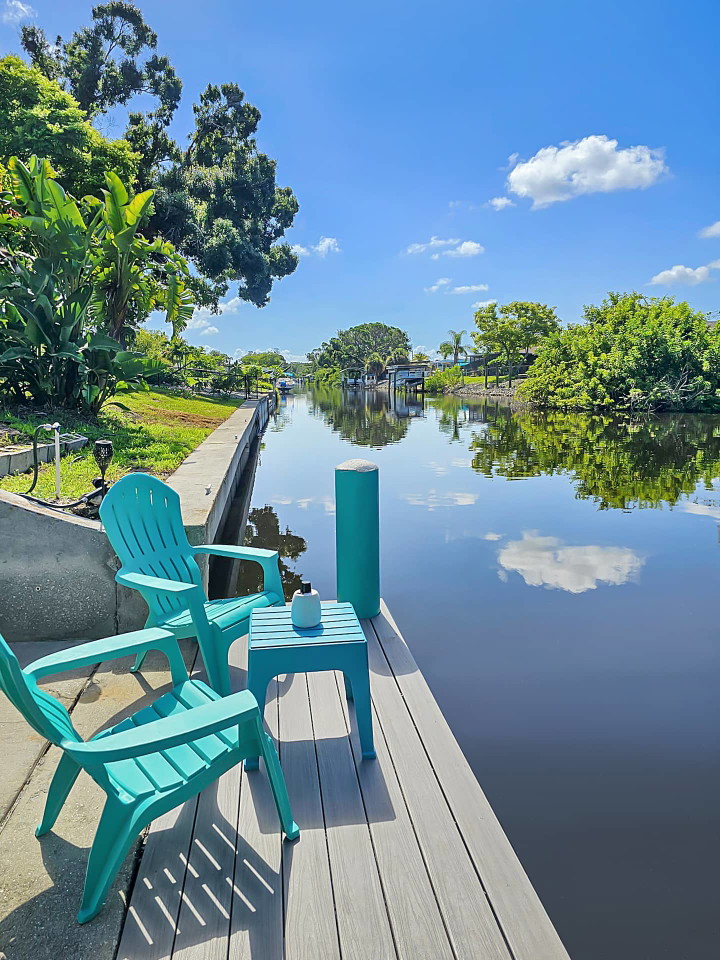 Waterfront/ Private Dock / 4 Mins To The Beach - Englewood, FL