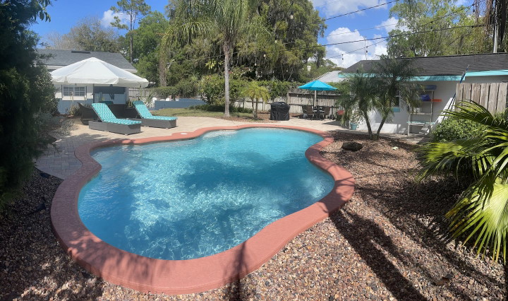 Palmetto Pool Retreat - Lake Mary, FL