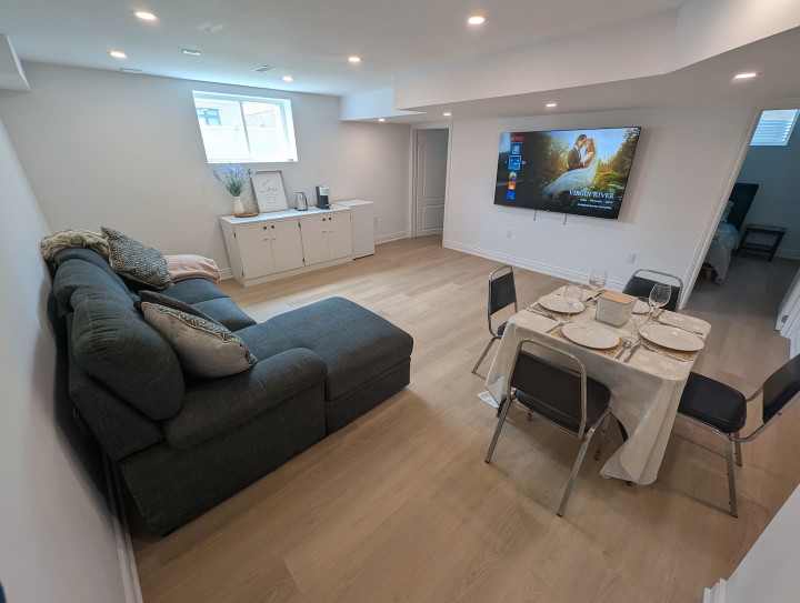 22mins To Niagara. Sleeps 5, Gazebo, Firepit - Welland