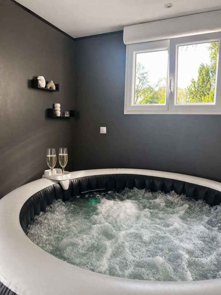 Les Bulles Du Vexin : Chambre D'hôtes . - Chaumont-en-Vexin