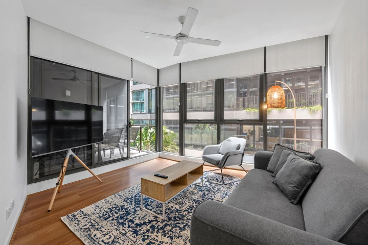 2br W/ Pool & Parking~ Walk To James St & Gasworks - Brisbane