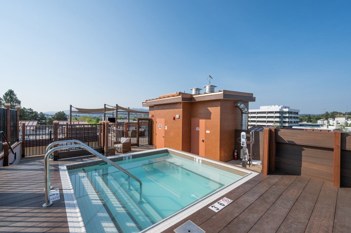 Bring Your Dog, Hot Tub Upstairs - Walnut Creek, CA