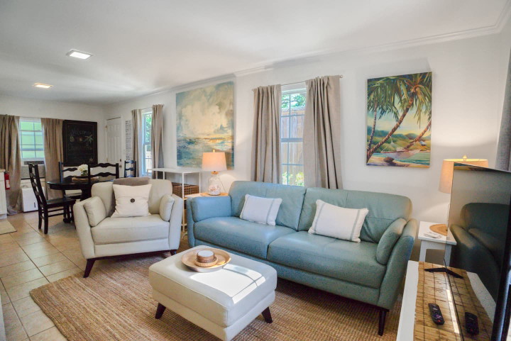 Charming Park Circle Getaway - Charleston, SC