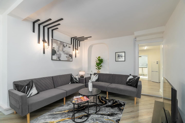 Modern 3bdr House| Sleeps 6+|parking Train+nearby - Holyhead