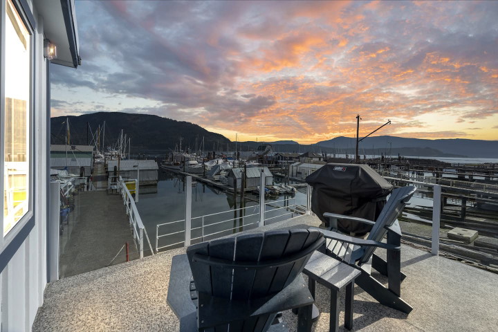 Apartment On The Dock In Cowichan Bay - Cowichan Bay