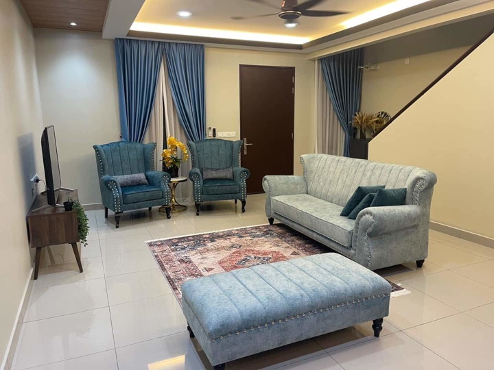 Moderncozy3r3b Elegant Elhomestay Seremban Senawang - Seremban
