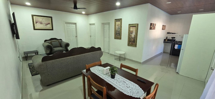 Apartamento 2 Recamara
4 Cuadras Norte Gas Colibrí - Olanchito