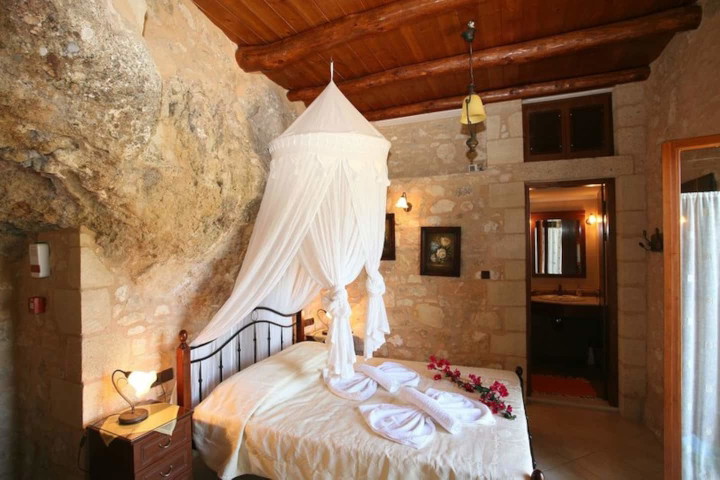 Luxurious Stone Cave With Pool And Sea View - Grecia