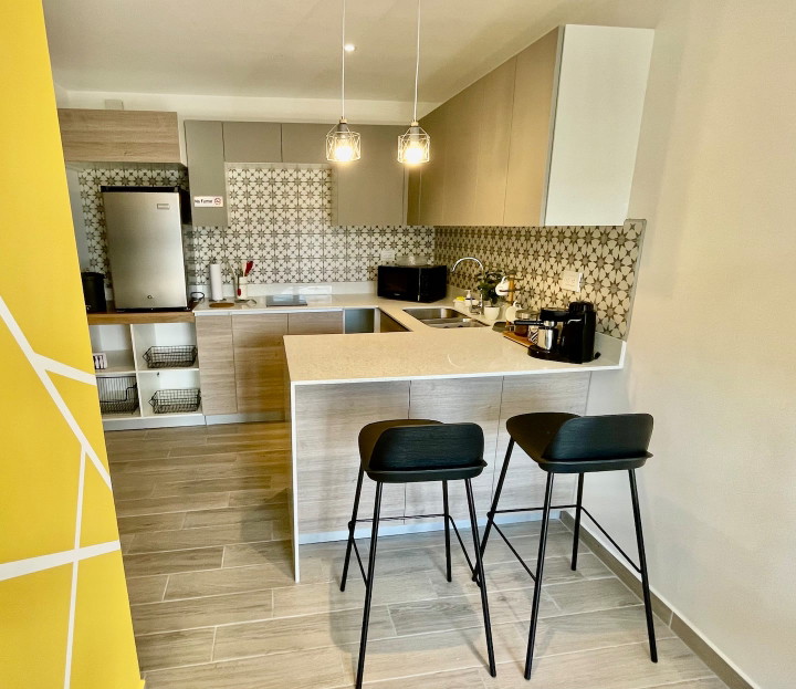Vip: Central For Tourism, Business, Rest - Guatemala City