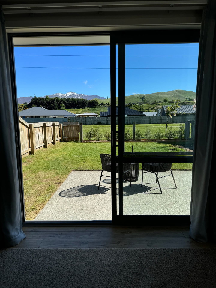 Stunning Mountain Views | Queenstown Apt - Queenstown, New Zealand
