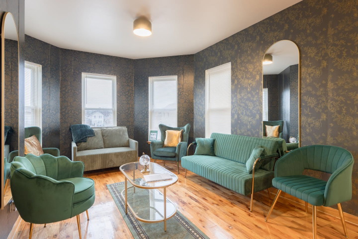 Luxe Vintage Loft | Retro Theatre ~ 10 Min To Dt - Worth, IL