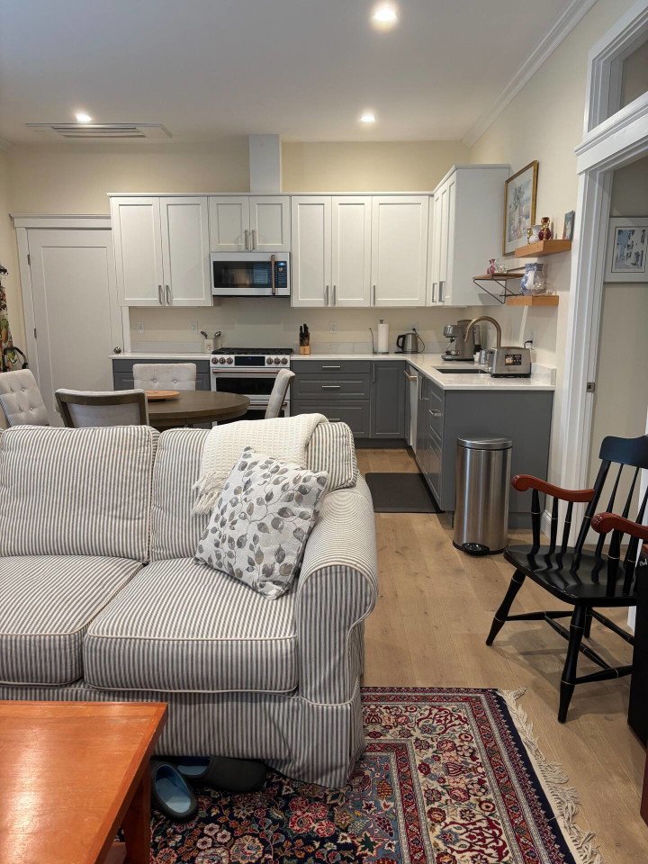 1 Bedroom Apartment In Needham - Weston, MA