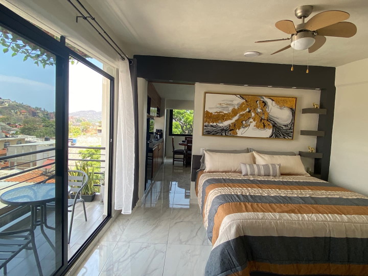Alamo - Zihuatanejo