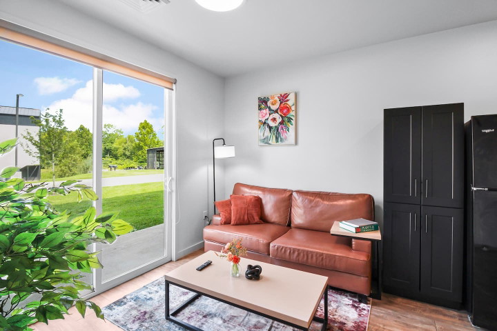 Charming 1bd/1b Downtown Next To Wku - Bowling Green, KY