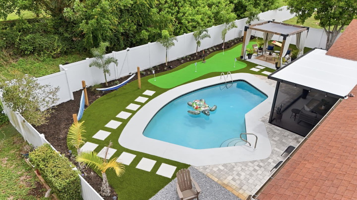 Modern Coastal: Pool, Mini-golf & Backyard Resort - Dunedin, FL