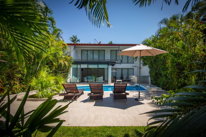 Bamboo El Paraíso · Private Pool, Golf And Beach - Acapulco