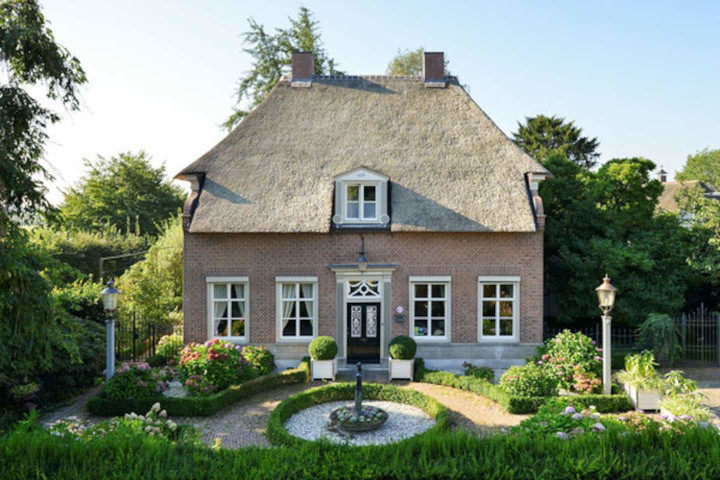 Koetshuis Apartment Garden View - Oss