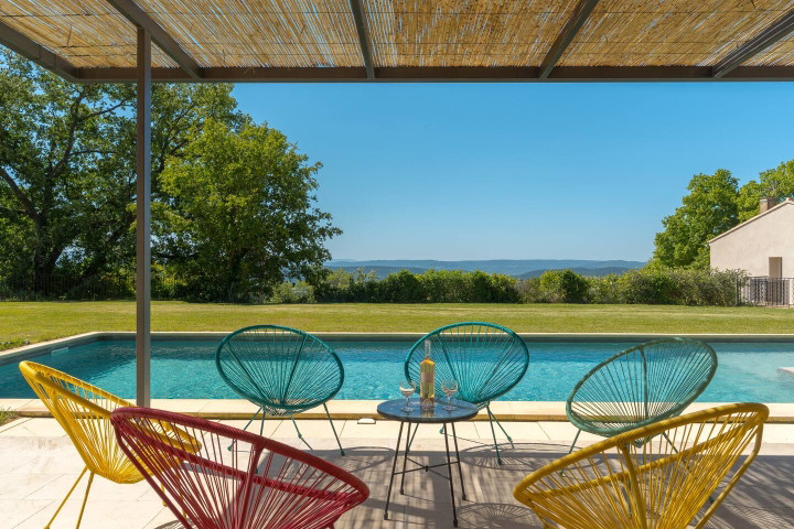 Sur Les Hauteurs Du Luberon - Cucuron
