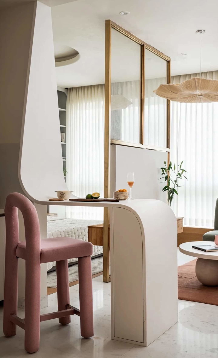 The Leela Residences - Luxury Studio Apartment - India