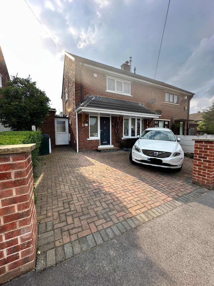 Our Little Hidden Gem Semi In South Yorkshire - Doncaster