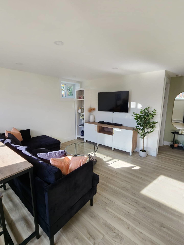 Cozy 1-bedroom Home Away From Home - 6400