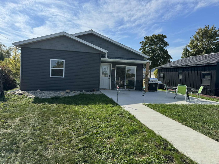 Breathtaking Sunrises From This Waterview Home! - Sturgeon Bay, WI