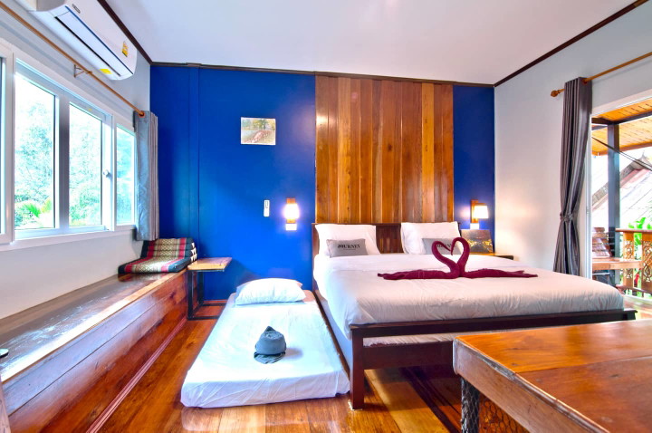 T2, Tropical Bungalow (Rapala Rock Wood) - Thailand