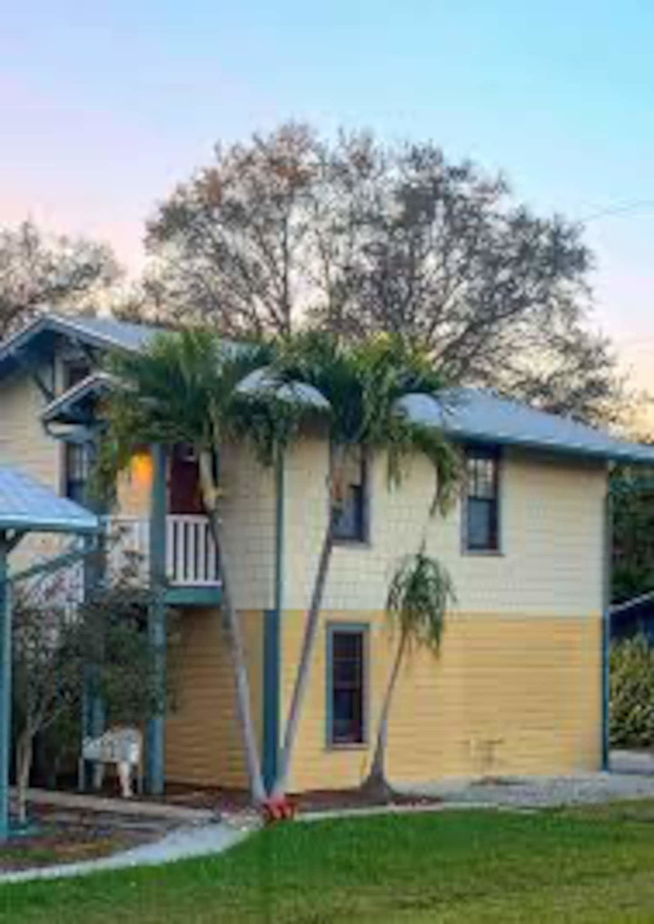 The Palmview Loft - Fort Myers, FL