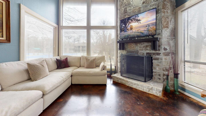 Amplio Hill Country Condo En La Hermosa T Bar M Ranch! - New Braunfels, TX