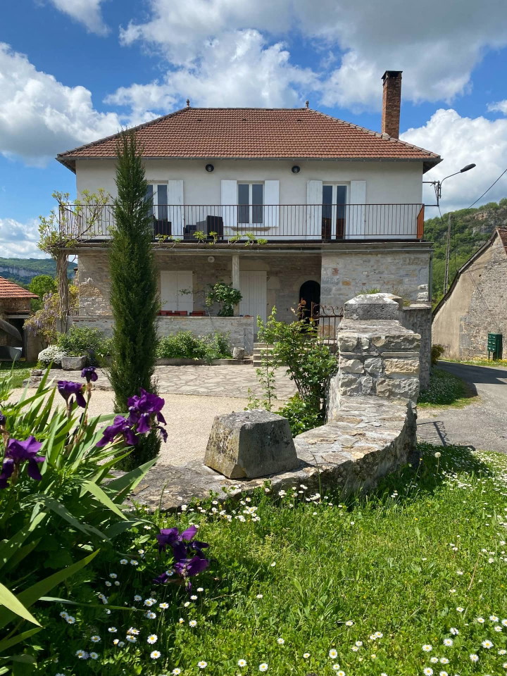Les Granges
Maison De Charme
4 éToiles
Piscine - Saint-Cirq-Lapopie